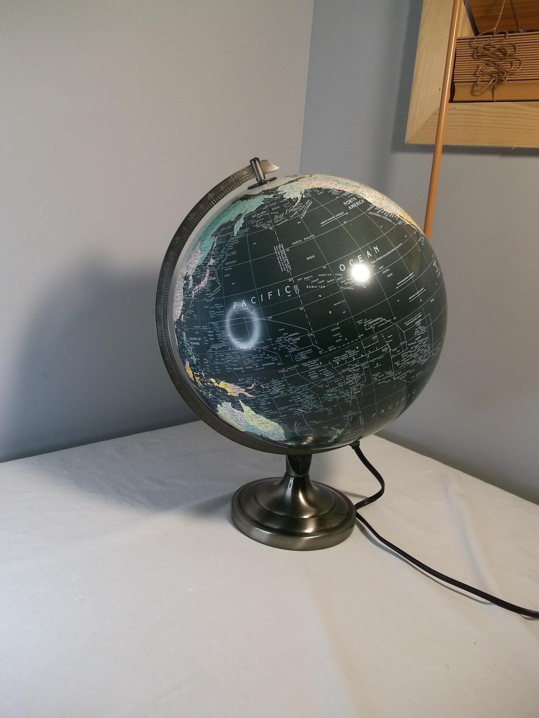 Unique Replogle Orion Illuminated Desk Top World Globe - Etsy