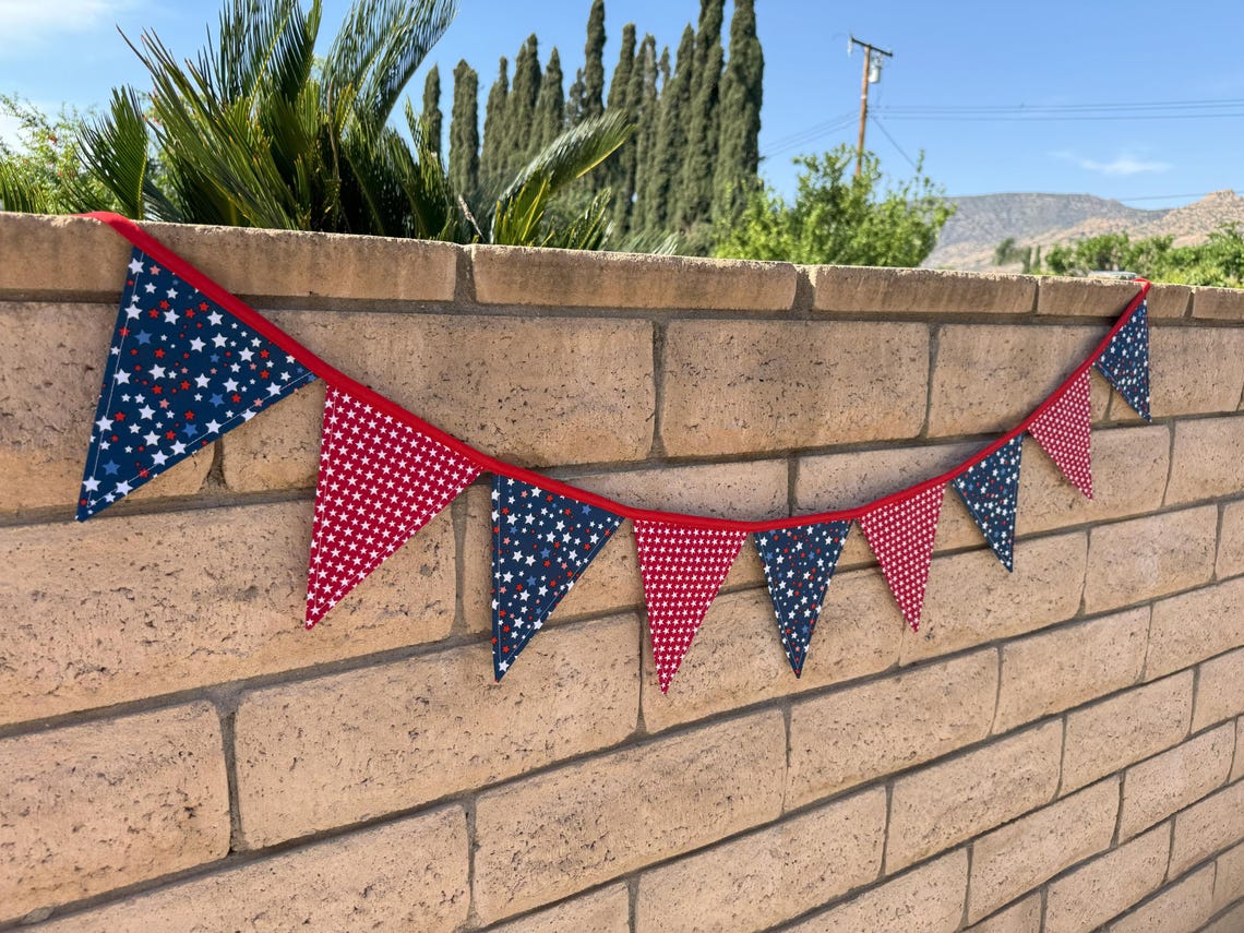 4th of July Pennant Bunting // Red White Blue // Independence Day ...