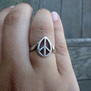 Sterling Silver Peace Sign Ring - Etsy