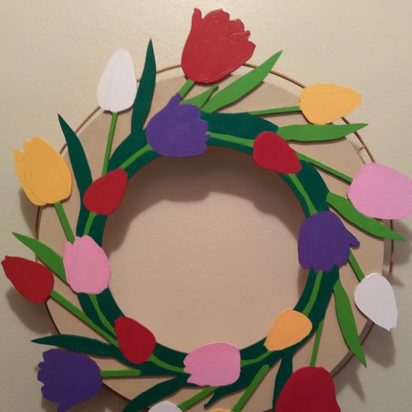 Tulip Wreath - Etsy
