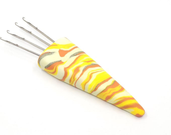 4-HOOK (S) Swirl Pattern Cord-i-flix, I-cord Maker, in Cream/yellow ...