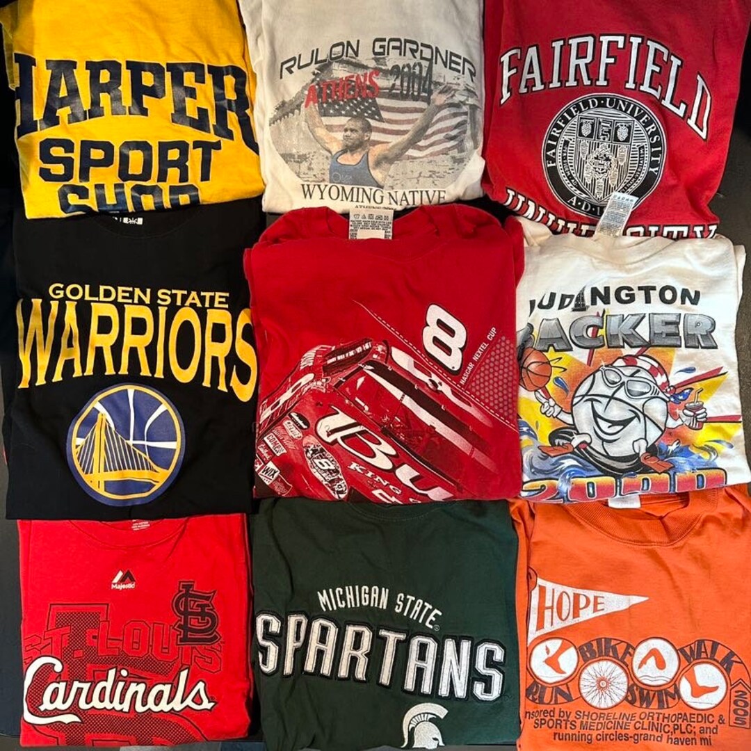 Mystery THRIFTED Sports and College Graphic T-shirt Second Hand Graphic ...