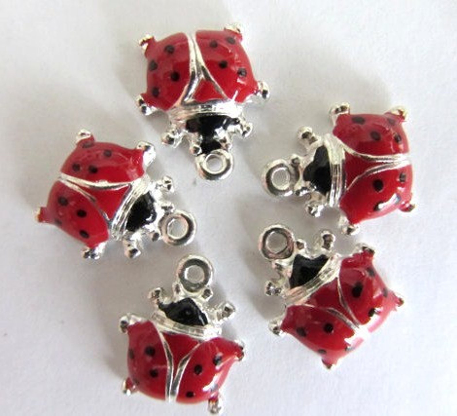 5 Pieces Enamel LADYBUG Charm Pendants | Etsy