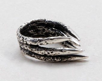 Sora Feather Necklace - Etsy