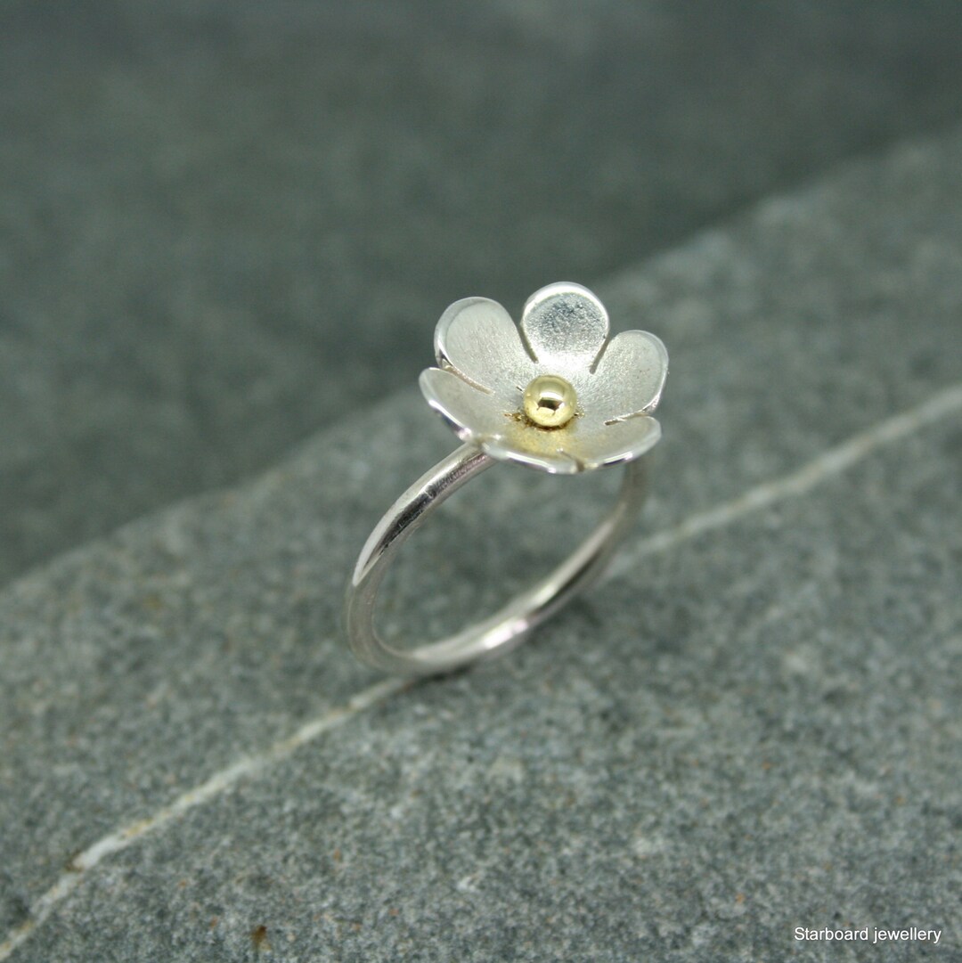 Silver Flower Ring With Large Petals and a Bead Centre, Large Flower ...