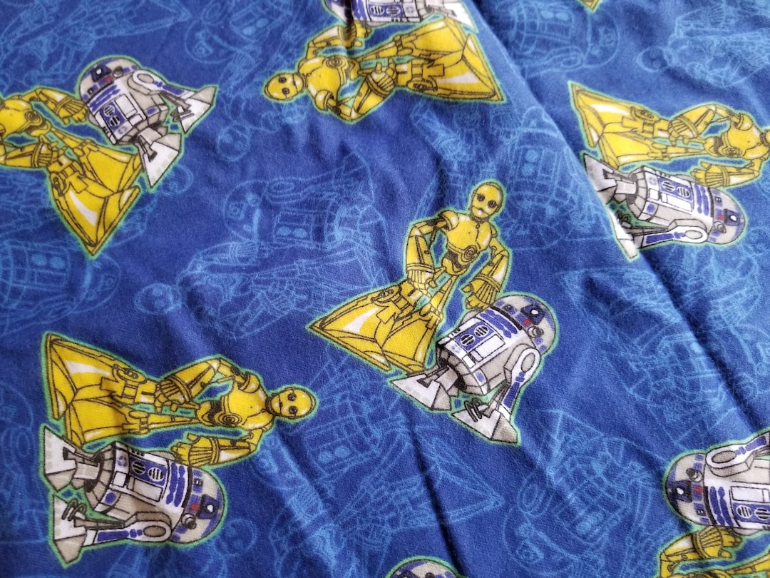 Star Wars Fabric - R2-D2 and C-3P0 Flannel Fabric - Star Wars Craft ...
