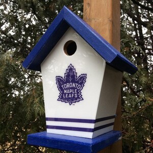 Toronto Maple Leaf Birdhouse - Etsy