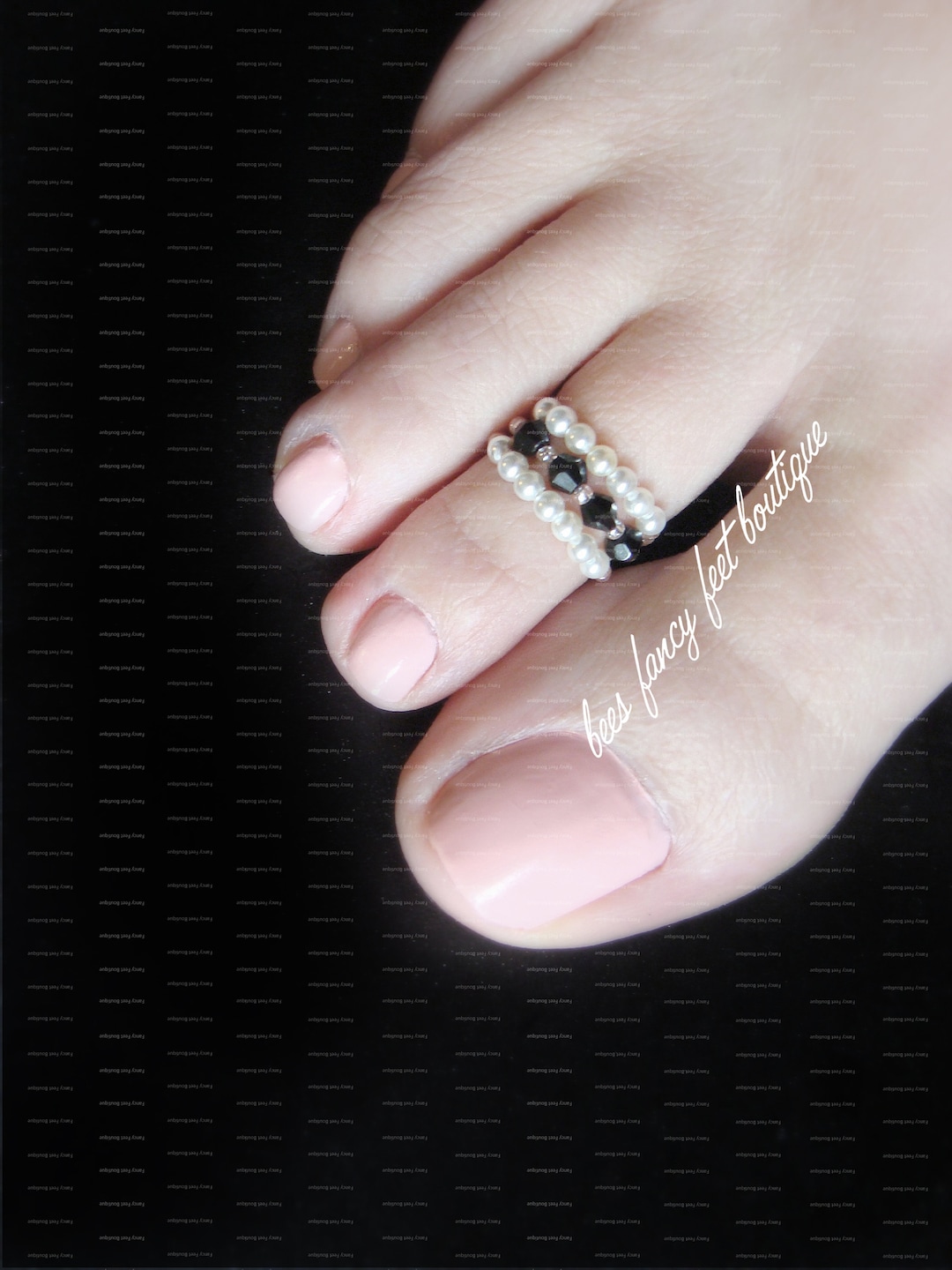 Black Crystal and White Pearl Stacking Stretch Bead Toe Ring Set - Etsy