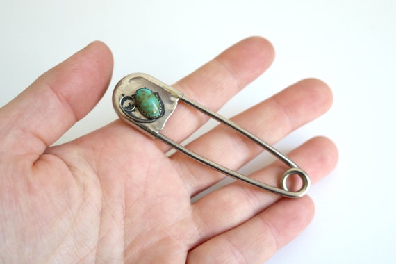 Native American Turquoise Safety Pin - Gem
