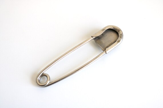 Native American Turquoise Safety Pin - Gem