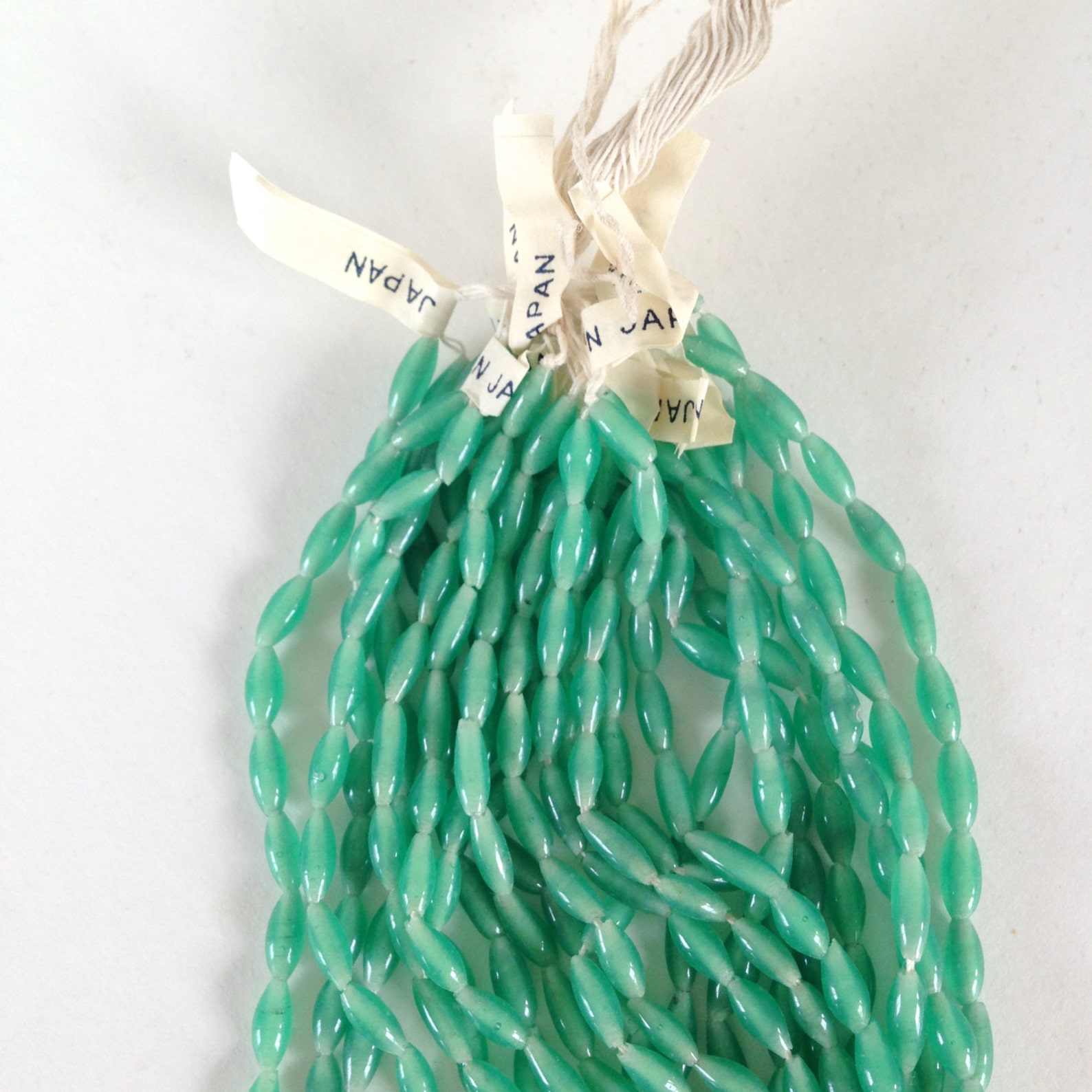 Vintage Mint Green Glass Beads Japan Rice Glass Beads 6x3mm - Etsy