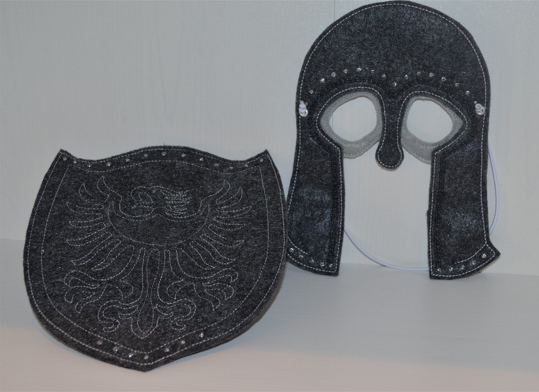Felt Pretend Play Knight Mask & Shield - Etsy