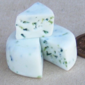 1:12 Scale Handmade Round of Stilton Cheese Dolls House Dairy Food ...