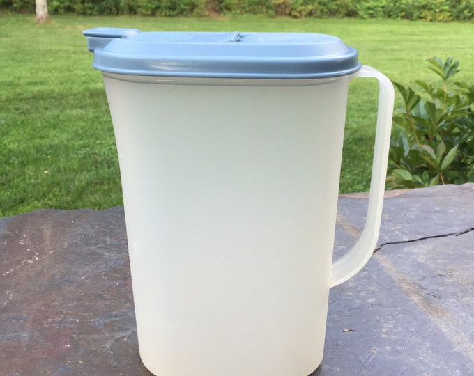 Vintage Tupperware Slim Line Pitcher With Blue Flip Top Lid 2 Quarts ...