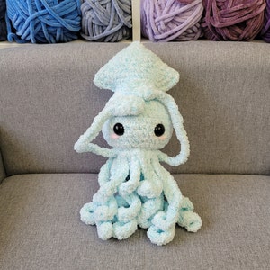PLUSHIE: Crochet Fluffy Squid Amigurumi - Etsy