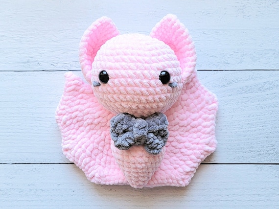 PLUSHIE: Crochet Pink Baby Bat Amigurumi - Etsy