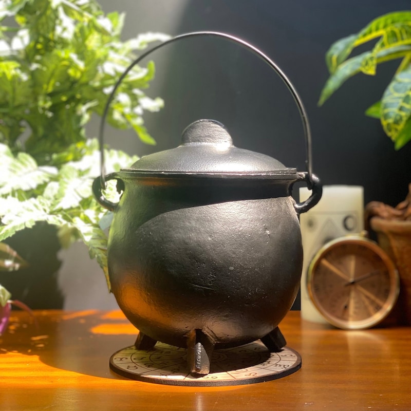 Large Cast Iron Cauldron - Etsy