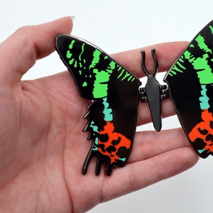 Sunset Moth Moving Wing Enamel Pin! - Etsy