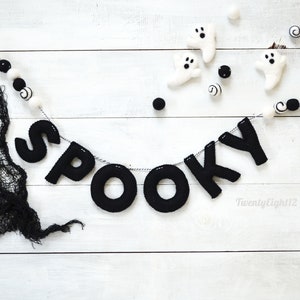 Halloween Garland /SPOOKY Halloween Decoration /halloween Felt Ball ...