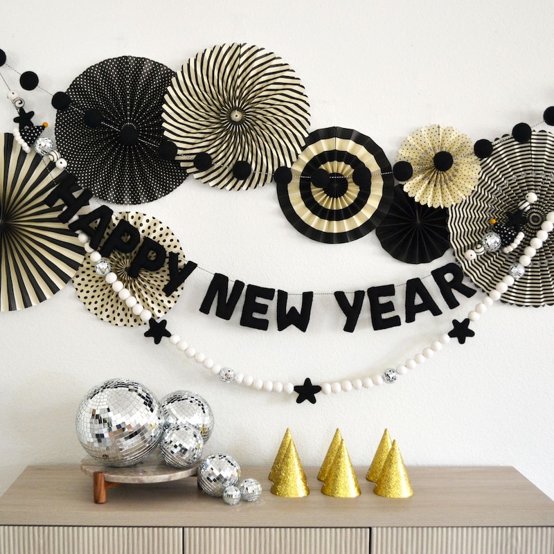 New Years Garland Felt - Etsy