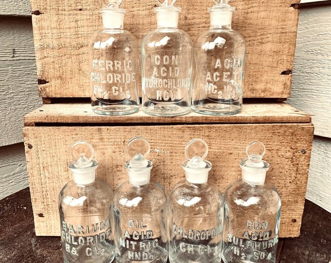 Antique Apothecary Bottles / Chemistry Bottles / Lab Bottles - Etsy
