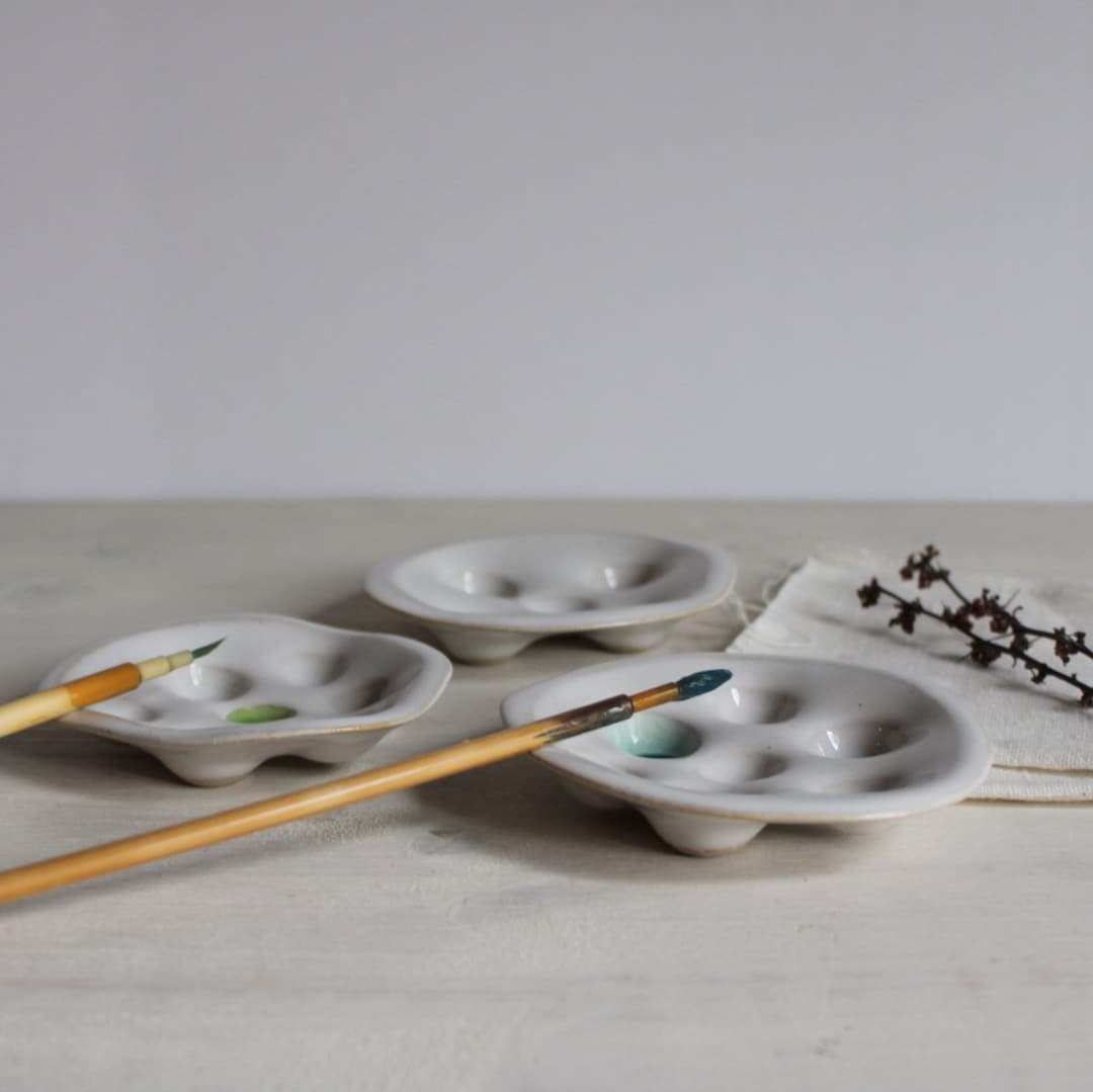 Ceramic Palettes, Palette Set, Color Palletes, Quail Egg Holders, Round ...