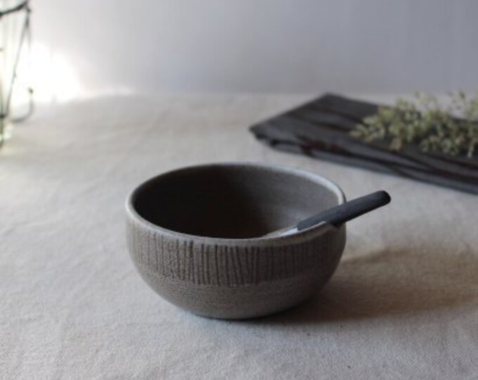 Small Salt Pot With Spoon, Rustic Ceramic Spice Pot, Pottery Kitchen ...