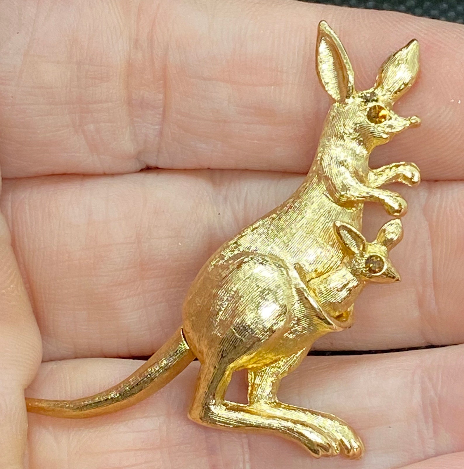 Vintage Kangaroo Pin With Rhinestones Moving Tail - Etsy UK