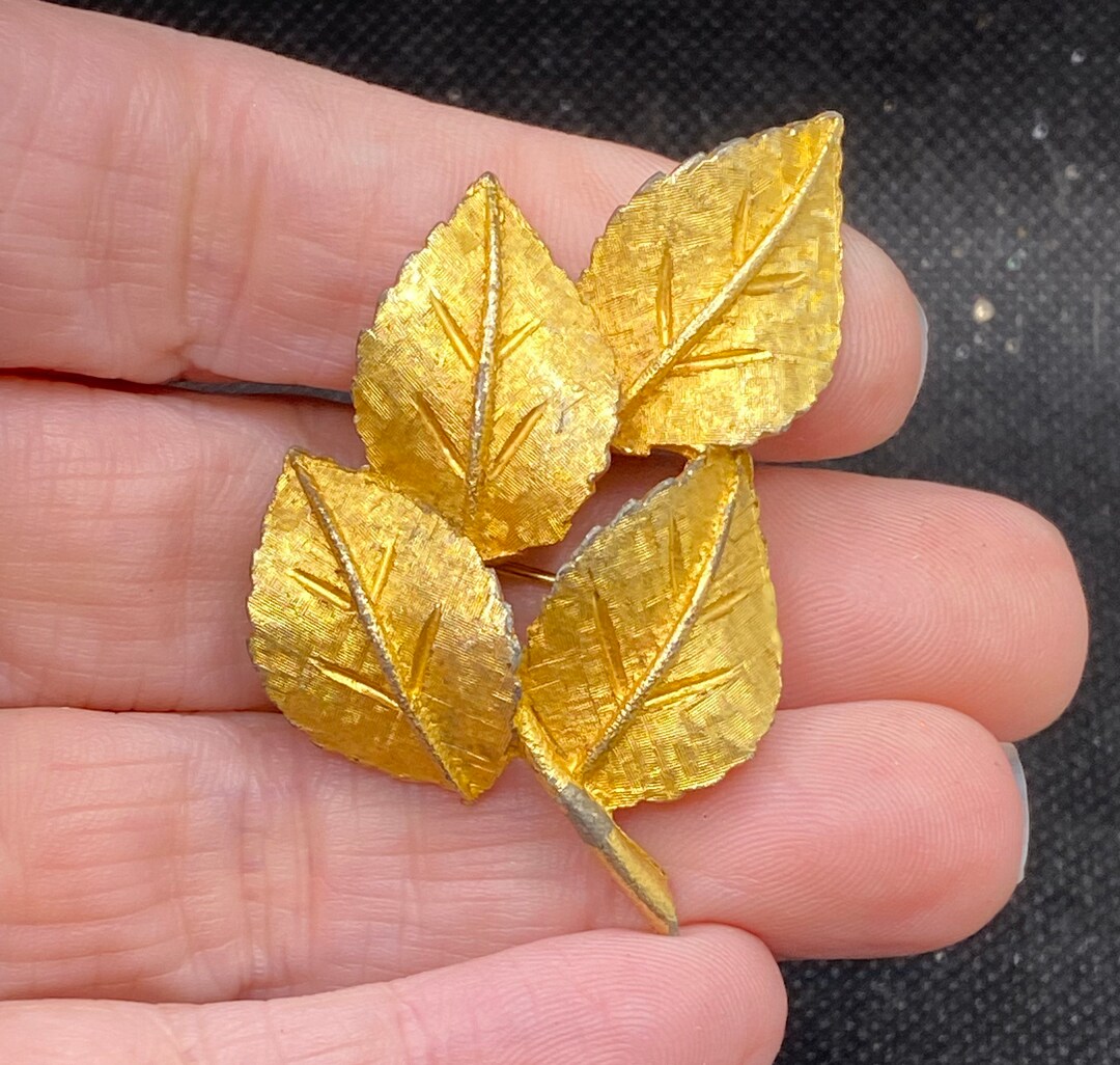 Vintage Leaves Pin Marked BSK - Etsy
