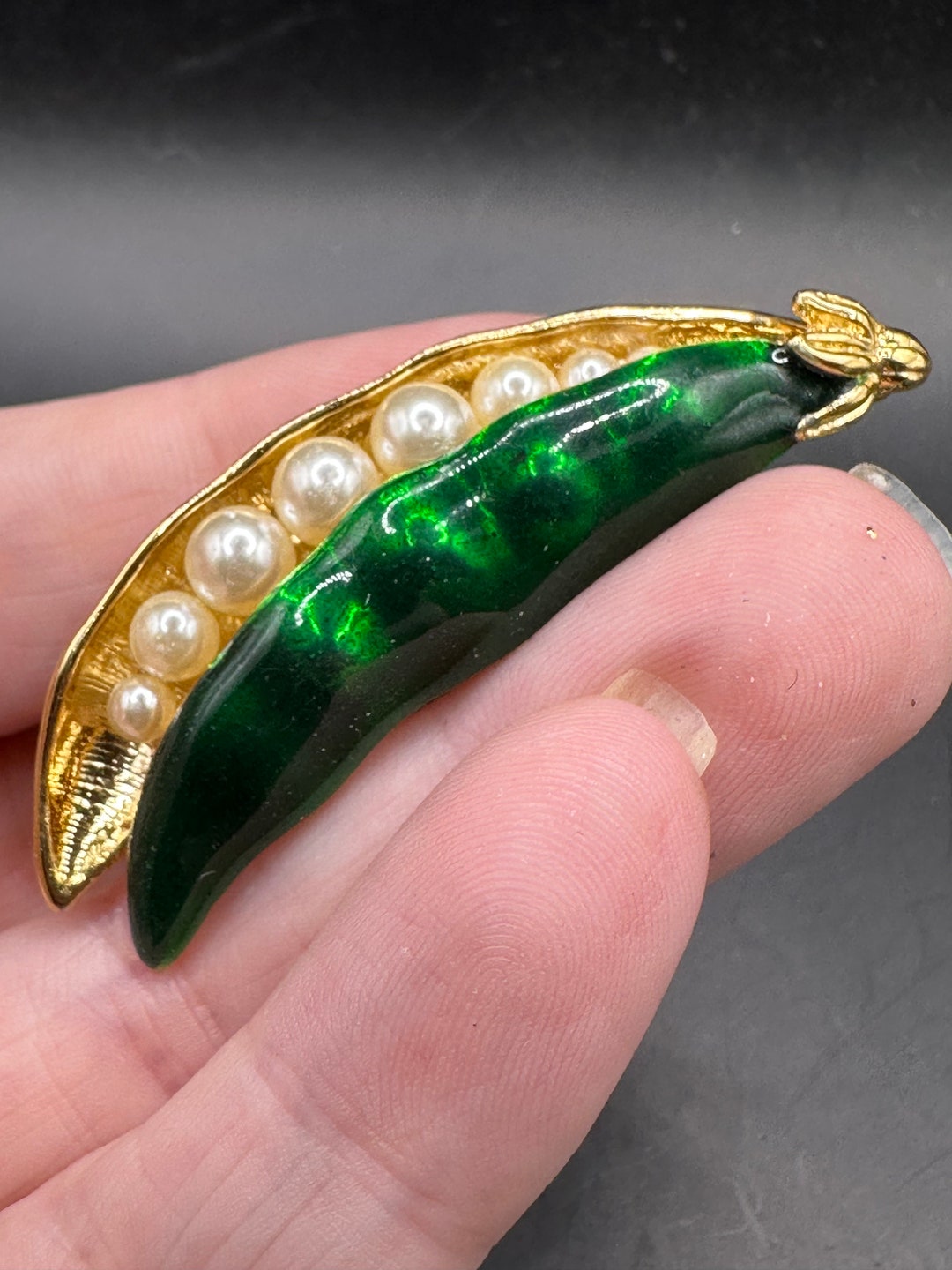 Vintage Enamel Faux Pearl Peapod Peas in a Pod Sweetpea Pin - Etsy