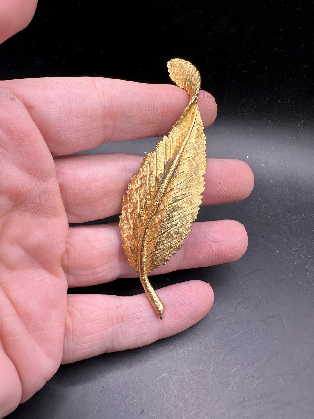 Vintage Leaf Pin by BSK - Etsy