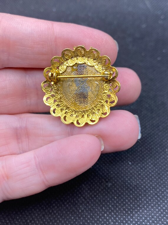 Vintage Renaissance Royal Stone Pin - Gem