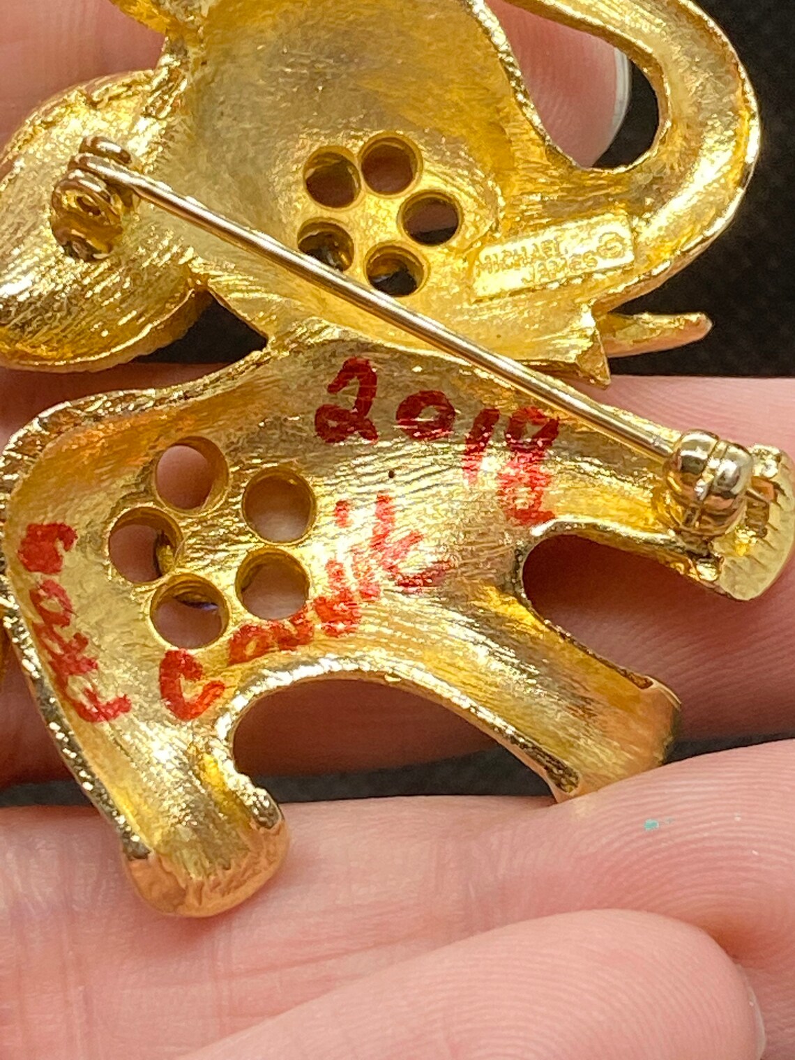 Vintage Elephant Pin - Etsy