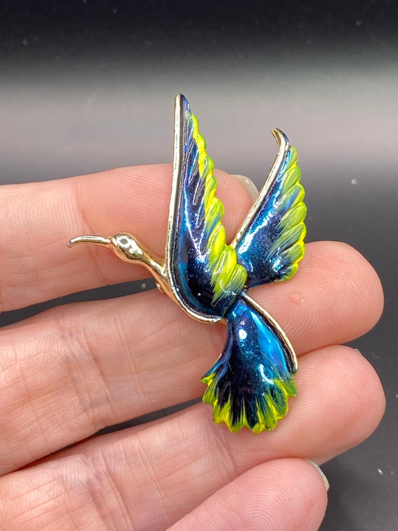 Vintage Enamel Crane Pin - Gem