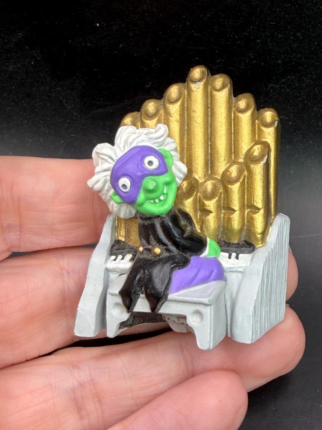 Vintage Jewelry Signed Hallmark Halloween Phantom of the Opera Playing ...