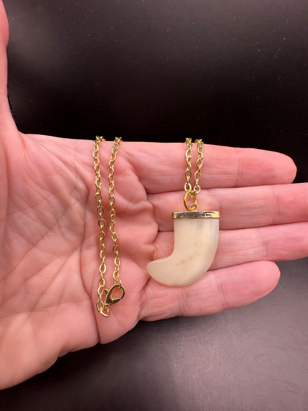 Vintage Mother of Pearl Tooth Shaped Pendant Necklace - Etsy