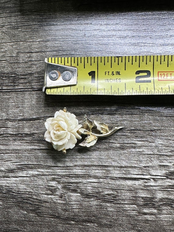 Vintage Pair of Resin Rose Flower Pins - Gem