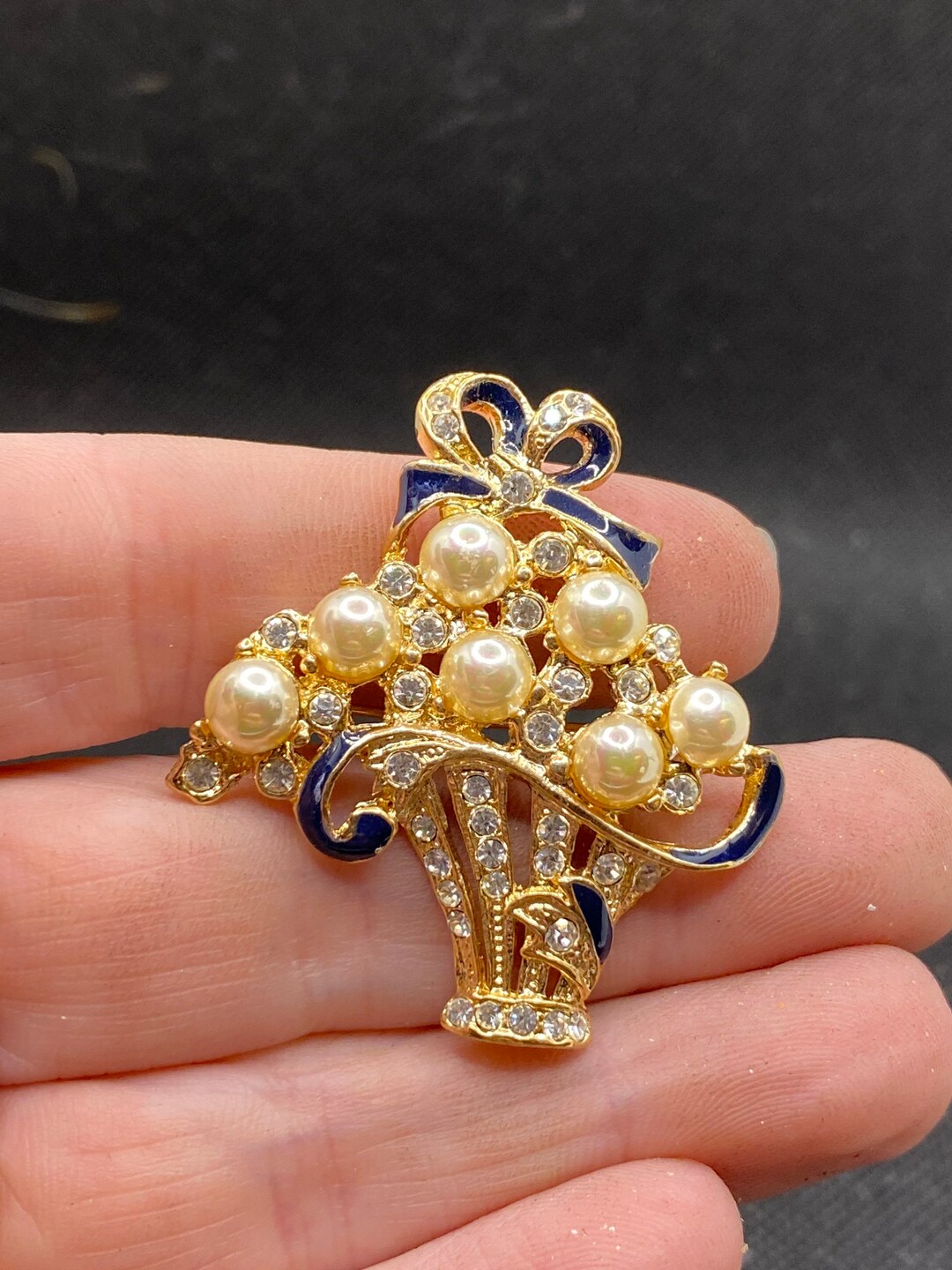 Vintage Flower Basket Pin Rhinestone and Faux Pearls - Etsy