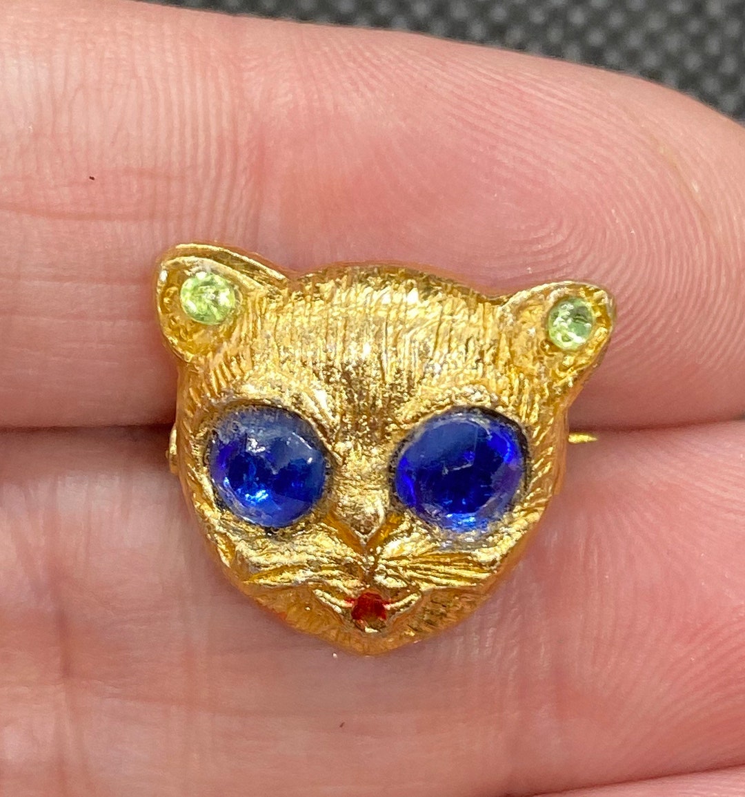Vintage Small Cat Pin Made in Hong Kong - Etsy