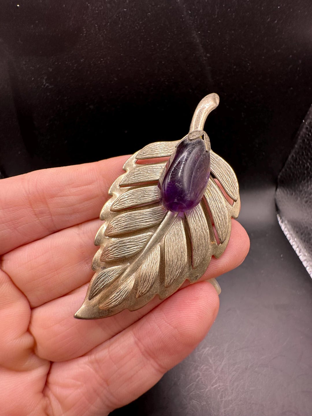 Vintage Leaf Pin With Natural Stone - Etsy