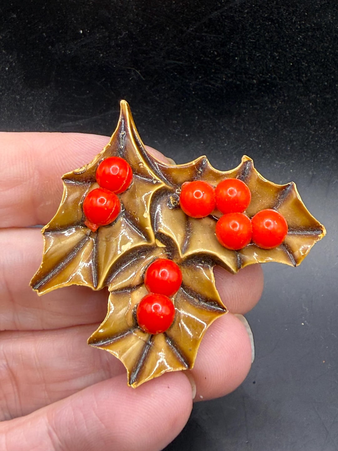 Vintage Christmas Holly Pin Christmas Holly Berry Brooch Pin Celluloid ...