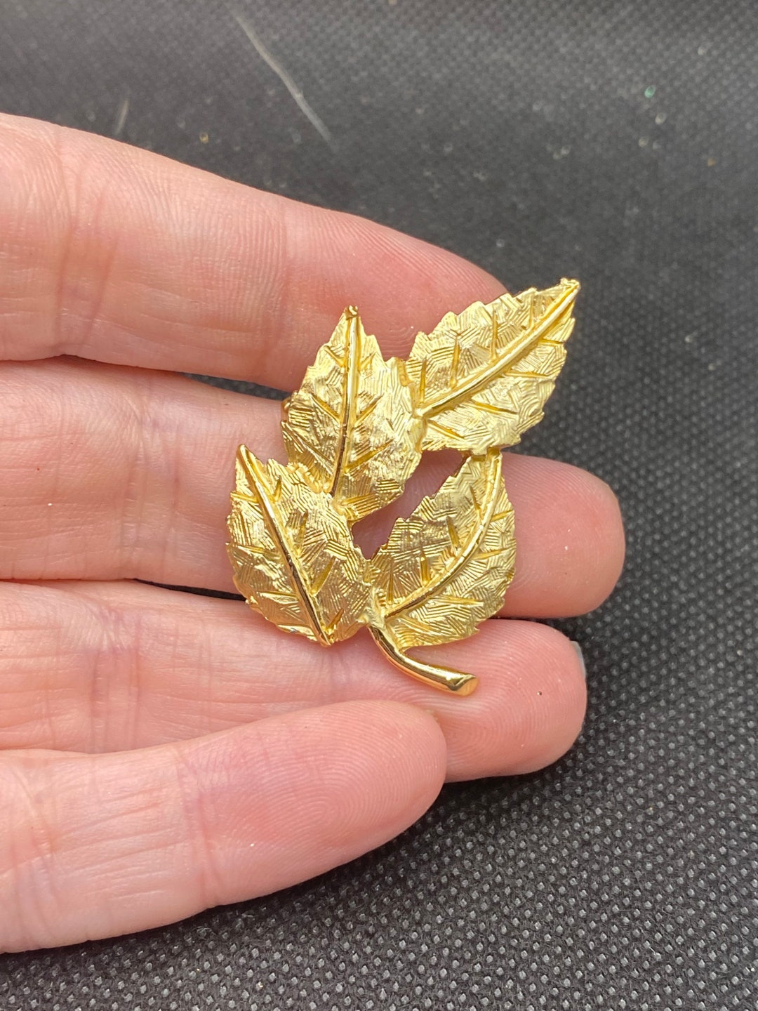 Vintage Leaf Pin - Etsy