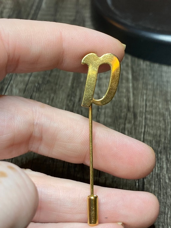 Letter d initial stick - Gem