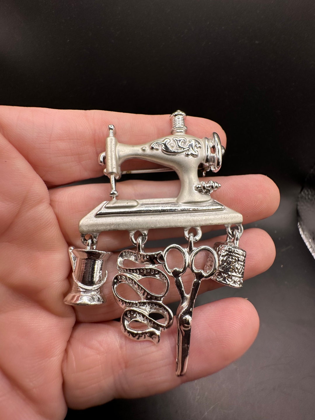 Vintage Sewing Machine Pin With Dangles by Danecraft - Etsy