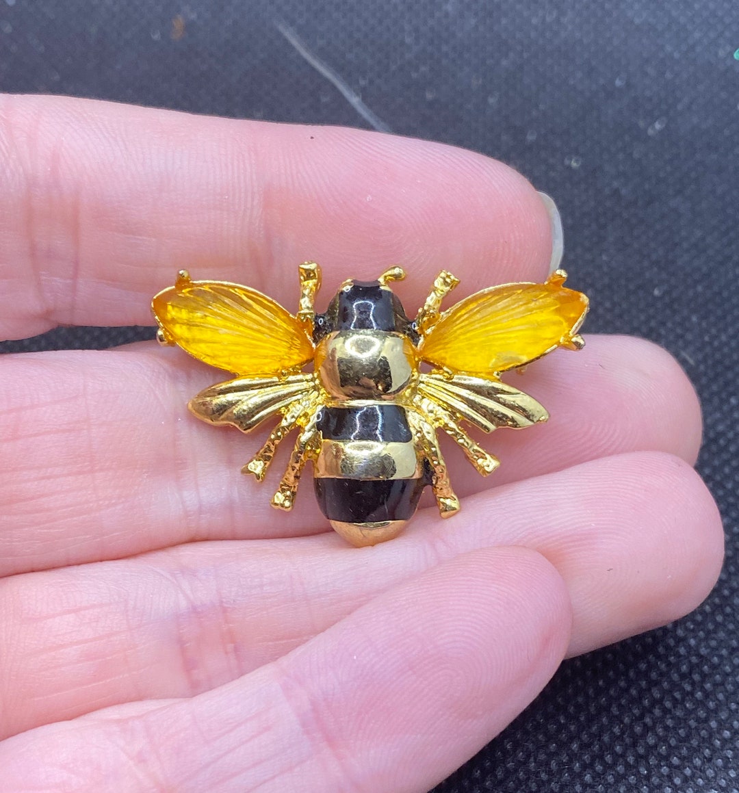 Vintage Carved Rhinestone Bee Pin - Etsy
