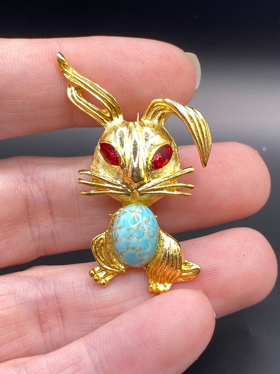 Vintage bunny pin, rabbit - Gem