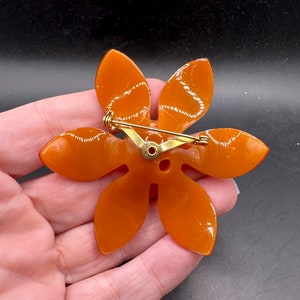 Vintage Resin Plastic Flower Pin - Etsy