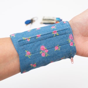 Hidden Wallet Slim Wallet Travel Wrist Wallet Denim Wristlet Wallet ...