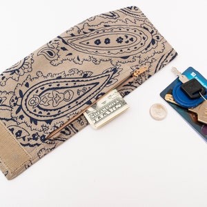 Hidden Wallet Beige Wrist Wallet Bracelet Travel Wristlet Wallet Womens ...
