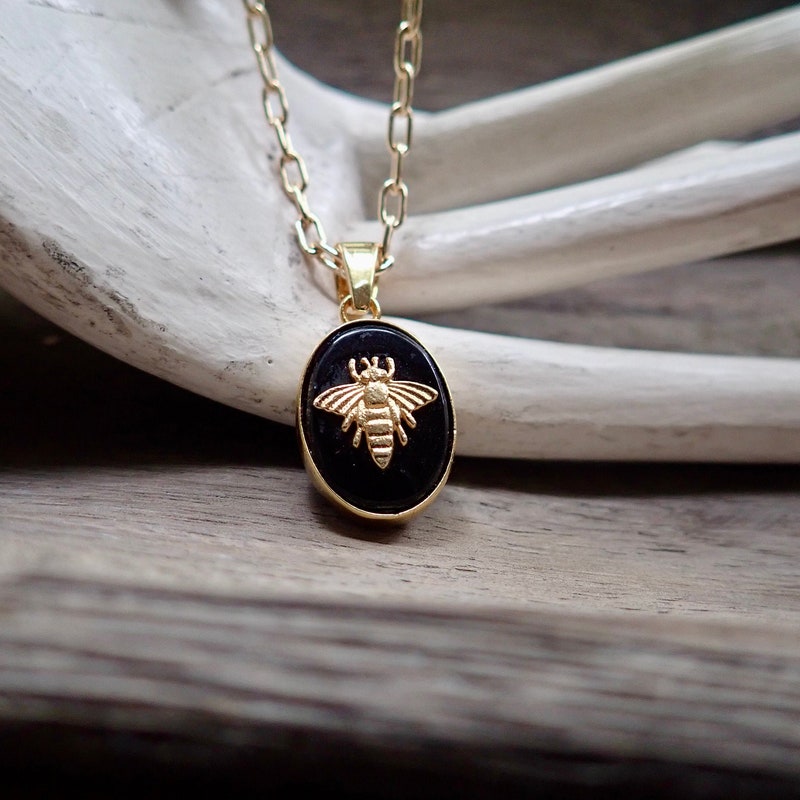 Bee Charm Necklace - Etsy